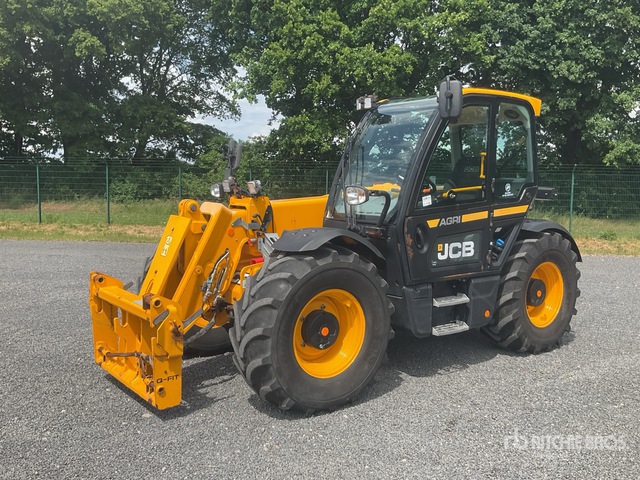 2020 JCB 532-60 Agri Telehandler | Ritchie Bros. Auctioneers