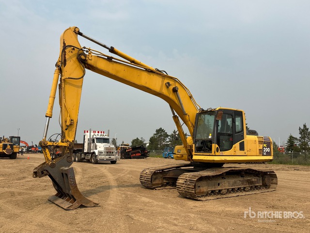 2006 Komatsu PC200LC-8 Tracked Excavator | Ritchie Bros. Auctioneers