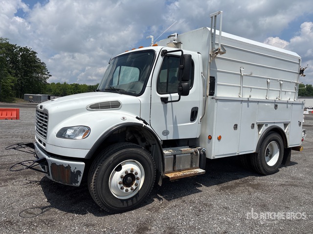 2015 Freightliner M2 106 4x4 Utility Truck | Ritchie Bros. Auctioneers