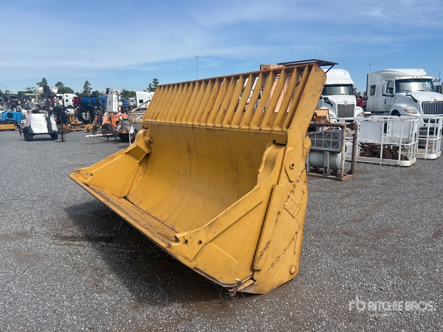 124 in Multi-Purpose Wheel Loader Bucket | Ritchie Bros. Auctioneers