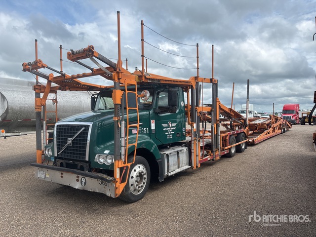 2014 Volvo VAH 6x2 Car Carrier Truck | Ritchie Bros. Auctioneers
