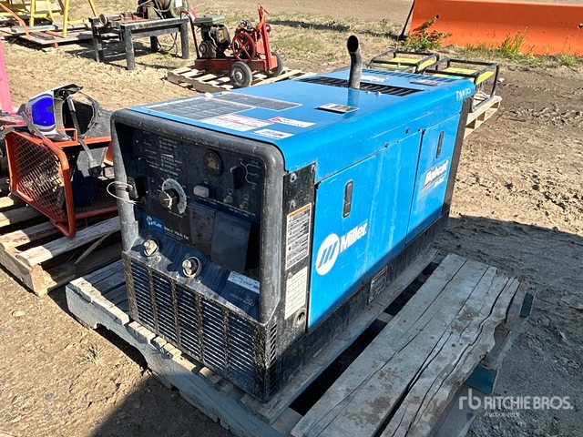 2018 Miller Bobcat 200 Air Pak Engine Driven Welder | Ritchie Bros ...