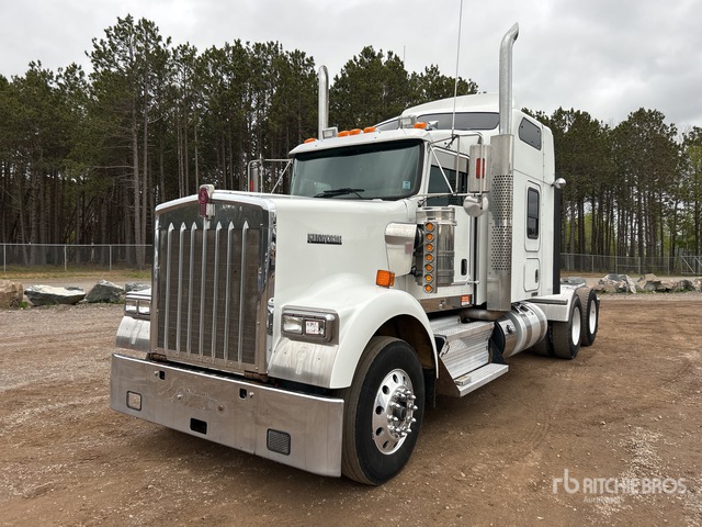 2016 Kenworth W900 6x4 Sleeper Prime Mover | Ritchie Bros. Auctioneers