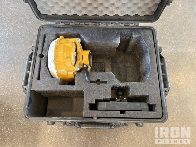 Trimble Earthworks Grade Control System - Fits Cat 815F2 Compactor ...