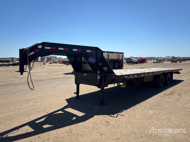 2022 LT 30 ft T/A Gooseneck Tilt Deck Trailer | Ritchie Bros. Auctioneers