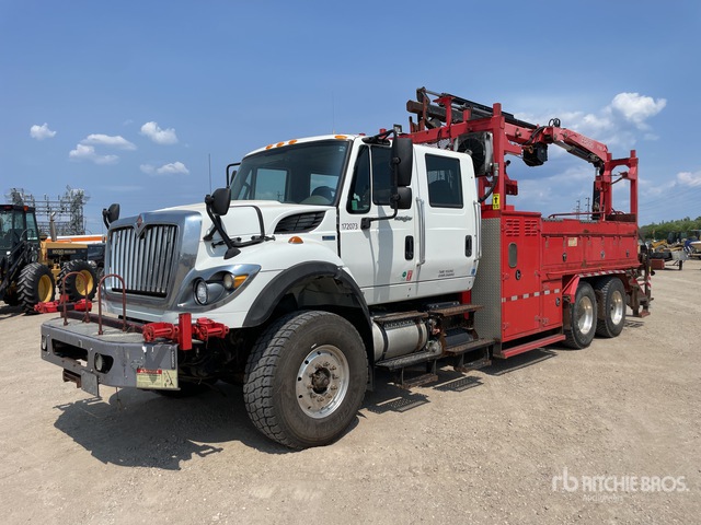 2012 Fassi F110 11332 lb Knuckle Boom on 2013 International 7400 ...