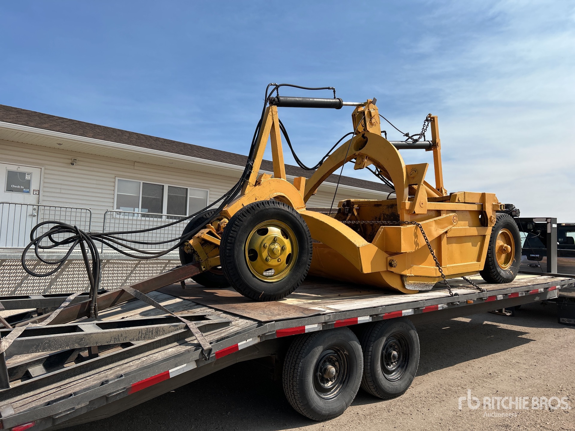 Pull Scraper | Ritchie Bros. Auctioneers
