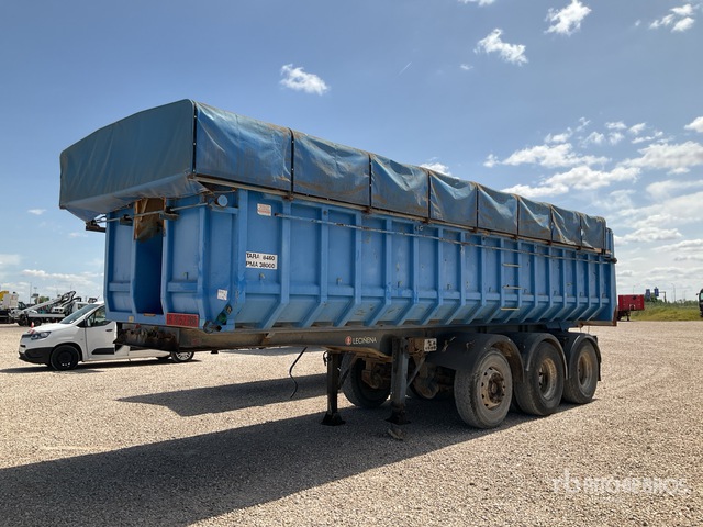 2001 Lecinena CH7500 ACMD Tri/A End Dump Trailer | Ritchie Bros ...