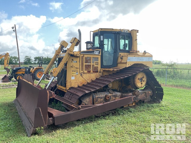 2007 Cat D6R LGP Crawler Dozer in Beaumont, Texas, United States ...