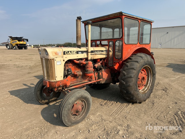 1961 Case 830 2WD Tractor (Inoperable) | Ritchie Bros. Auctioneers