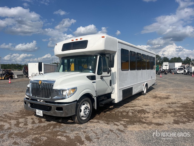 2013 International AC/UC 4x2 30-Seat Transit Bus | Ritchie Bros ...