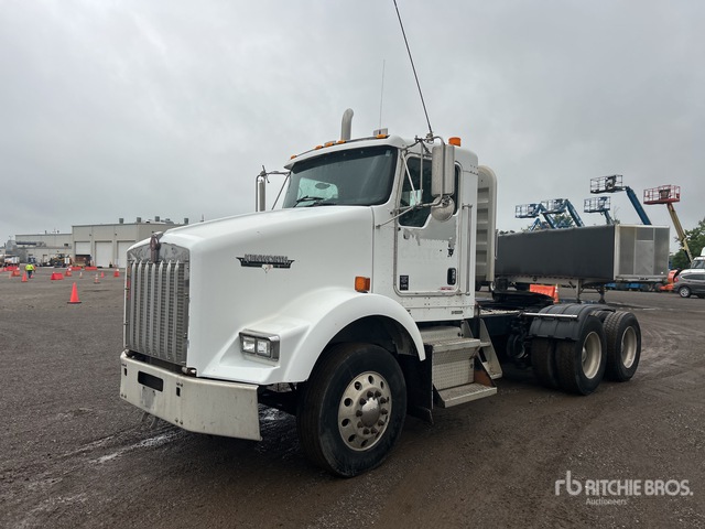 2004 Kenworth T800 6x4 T/A Day Cab Truck Tractor | Ritchie Bros. Auctioneers