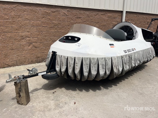 Neoteric Hovercraft Inc 12 ft Hovercraft w/ Neoteric Trailer | Ritchie Bros. Auctioneers