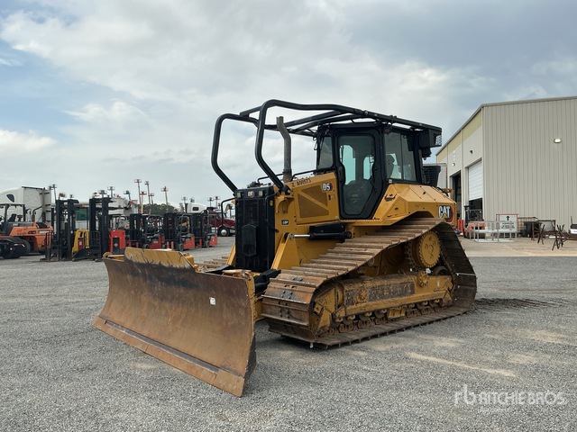 2021 Cat D5 LGP Crawler Dozer | Ritchie Bros. Auctioneers