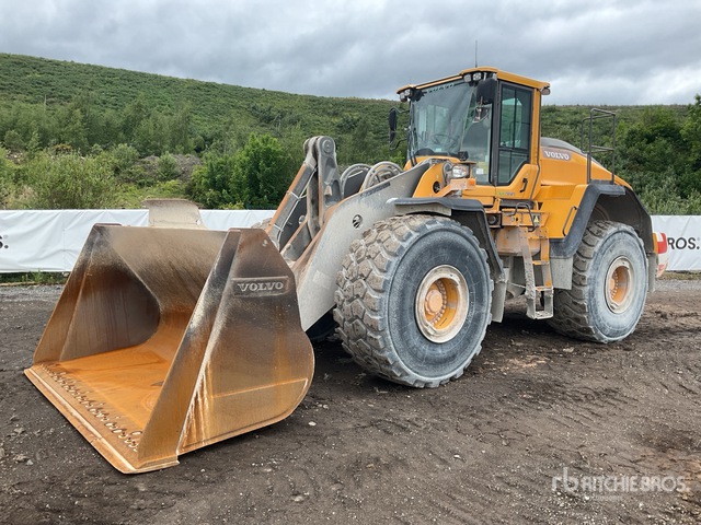 2015 Volvo L220H Wheel Loader | Ritchie Bros. Auctioneers