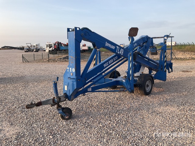 2004 UpRight TL49 Towable Lift | Ritchie Bros. Auctioneers