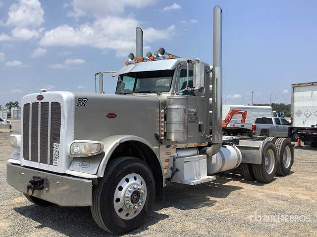 2018 Peterbilt 6x4 T/A Day Cab Truck Tractor | Ritchie Bros. Auctioneers