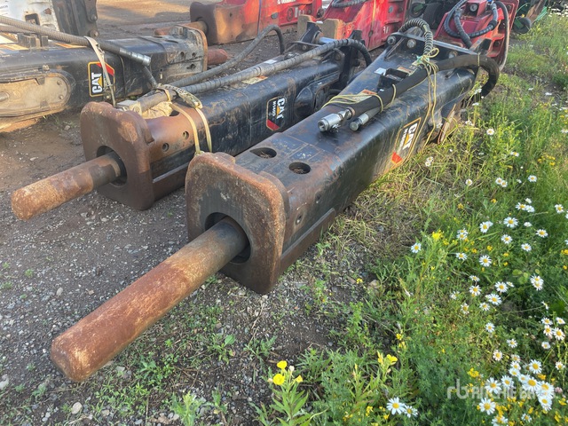Cat H160DS Hydraulic Breaker | Ritchie Bros. Auctioneers