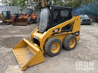 2010 Cat 216B3 Skid Steer Loader in Hamtramck, Michigan, United States ...