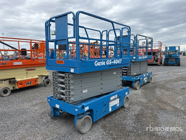 2015 Genie GS-4047 Electric Scissor Lift | Ritchie Bros. Auctioneers