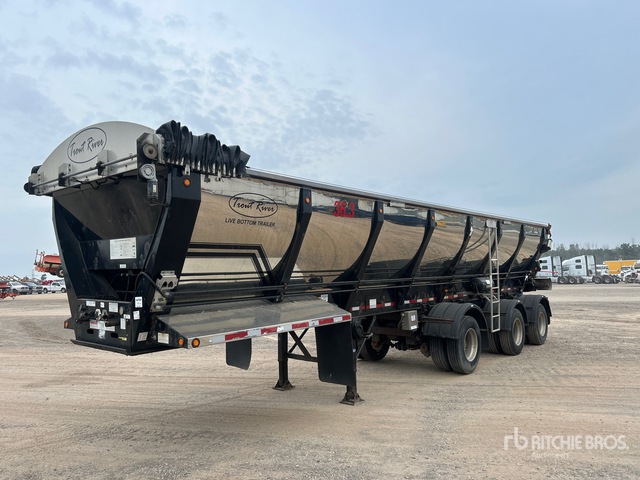 2021 Trout River 36 ft Tri/A Live Bottom Trailer | Ritchie Bros ...