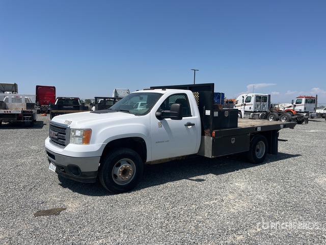 2011 GMC Sierra 3500HD 4x2 Flatbed Truck | Ritchie Bros. Auctioneers