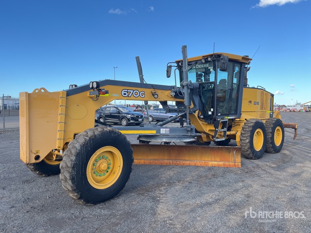 2011 John Deere 670G Motor Grader | Ritchie Bros. Auctioneers