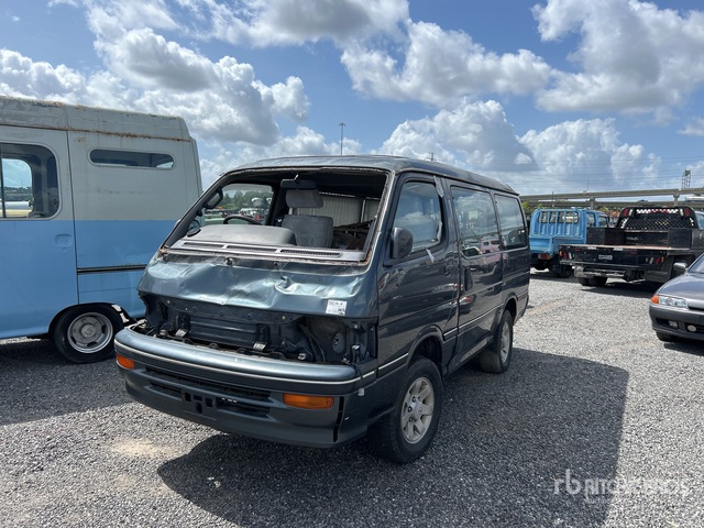 1994 Toyota Hiace 4WD Minivan (Inoperable) | Ritchie Bros. Auctioneers