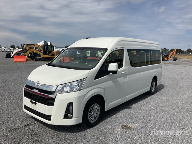 2020 Toyota Hiace Minibus / 11 Passenger Van | Ritchie Bros. Auctioneers
