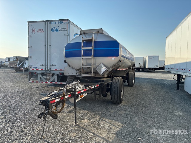 2004 Paramount 5300 gal T/A Turntable Tanker Trailer (Inoperable ...