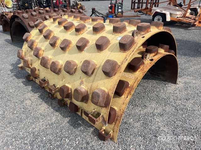 2018 Cat 84 in Padfoot Shell Kit - Fits CS54B | Ritchie Bros. Auctioneers
