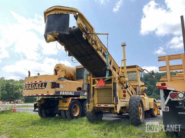 Leeboy 3000 Force Feed Loader in Grantville, Pennsylvania, United ...