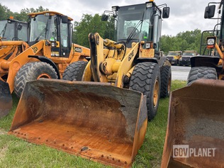 Case 621E Wheel Loader in Grantville, Pennsylvania, United States ...