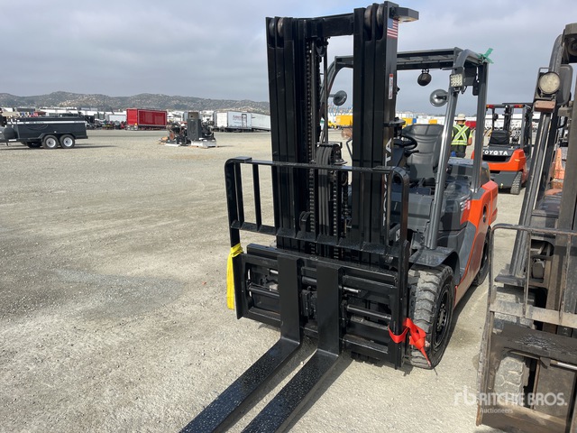 2019 Toyota 8FD35U 7050 lb Pneumatic Tire Forklift | Ritchie Bros ...