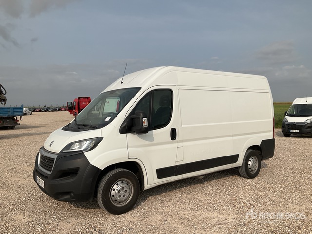 2018 Peugeot Boxer Cargo Van | Ritchie Bros. Auctioneers