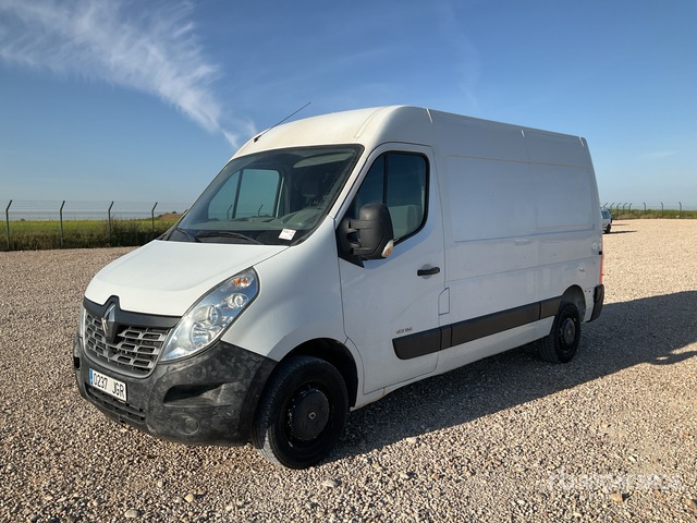 2015 Renault Master Service Cargo Van | Ritchie Bros. Auctioneers