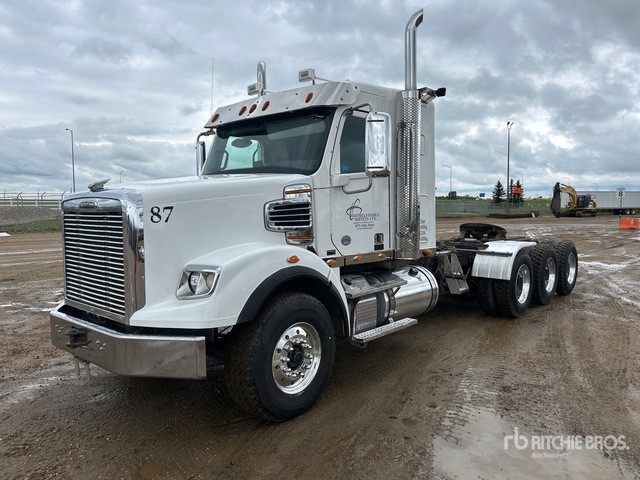 2018 Freightliner 122SD 8x6 Tri/A Sleeper Truck Tractor | Ritchie Bros ...