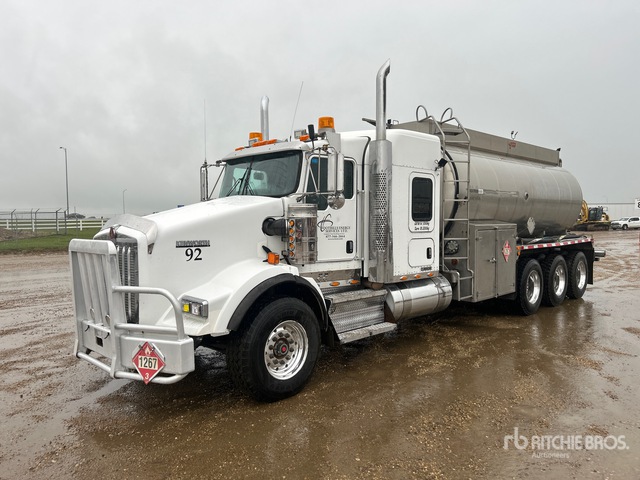 2015 Kenworth T800 19987 L 8x6 Sleeper Tanker Truck | Ritchie Bros ...