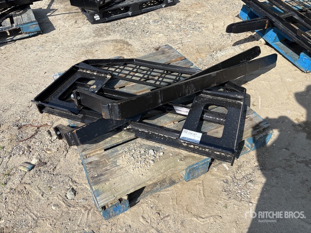 59 in Skid Steer Forks (Unused) | Ritchie Bros. Auctioneers