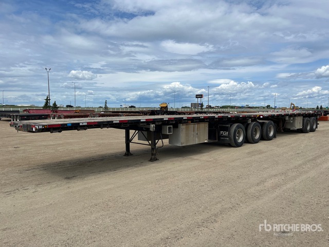2013 Lode King 32 ft Super B-Train Lead Flatbed Trailer | Ritchie Bros ...