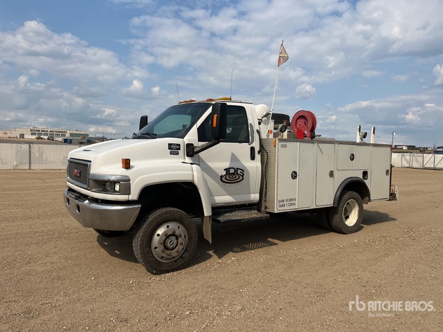 2007 GMC C5500 4x4 Service Truck | Ritchie Bros. Auctioneers
