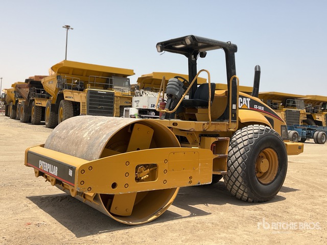 2006 Cat CS563E Rodillo compactador | Ritchie Bros. Auctioneers