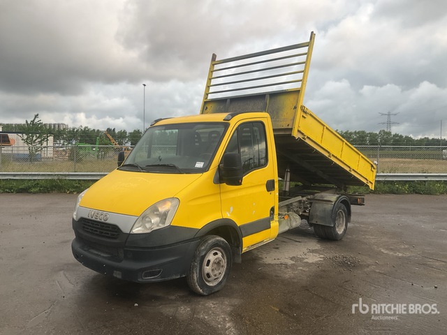 2013 Iveco Daily 4x2 Kipper Van Truck | Ritchie Bros. Auctioneers