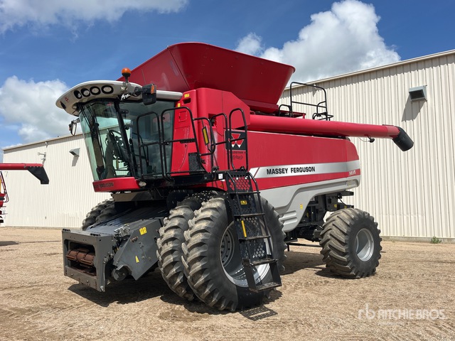 2009 Massey Ferguson 9895 Combine Harvester | Ritchie Bros. Auctioneers