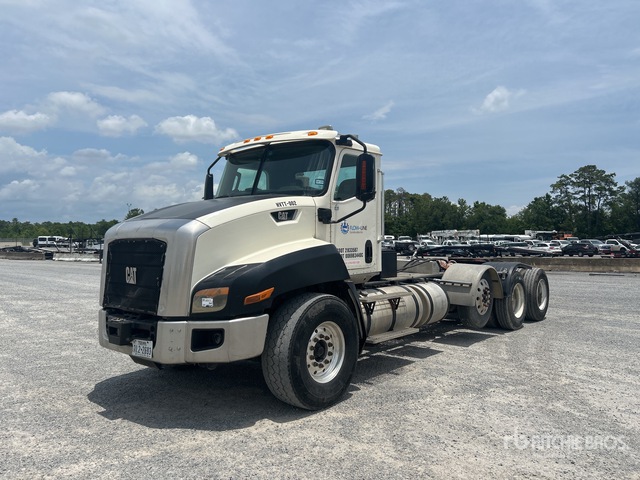 2014 Cat CF7AA 8x4 Tri/A Day Cab Truck Tractor | Ritchie Bros. Auctioneers