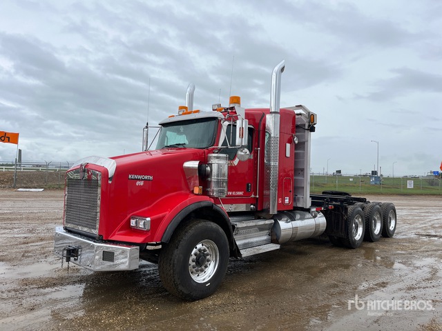 2015 Kenworth T800 8x6 Sleeper Log Truck | Ritchie Bros. Auctioneers