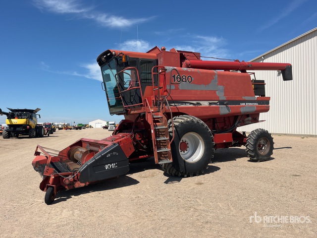 1986 Case IH 1680 Combine Harvester | Ritchie Bros. Auctioneers