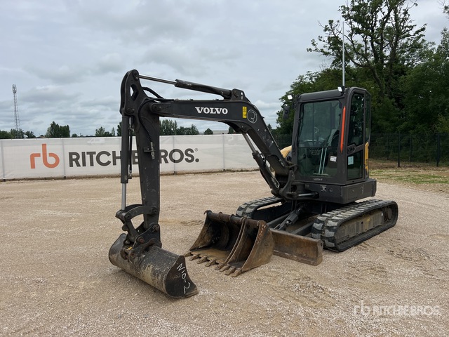 2022 Volvo ECR50F Mini-Pelle Mini Excavator | Ritchie Bros. Auctioneers