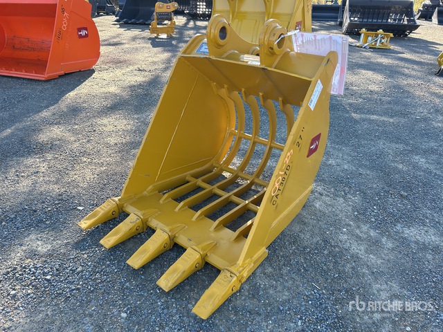 2025 Hongwing 690 mm Skeleton Excavator Bucket - Fits Cat 307D (Unused ...