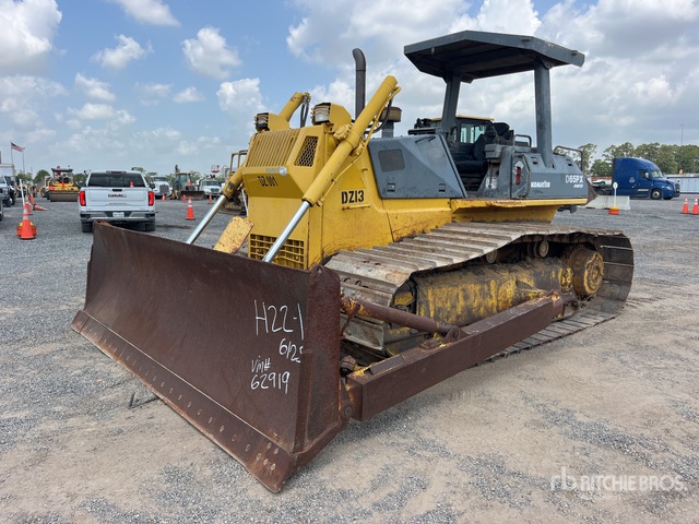 2000 Komatsu D65PX-12 Crawler Dozer | Ritchie Bros. Auctioneers